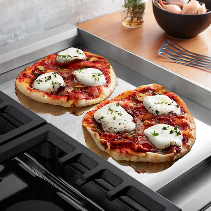 KitchenAid 48 in. 6.3 cu. ft. Smart Double Oven Commercial-Style Gas ...