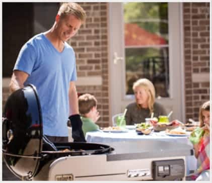 Weber Performer Deluxe 22 in. Charcoal Grill in Green with Built-In ...