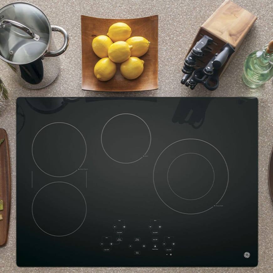 GE 30 in. Radiant Electric Cooktop in Black with 4 Elements including ...