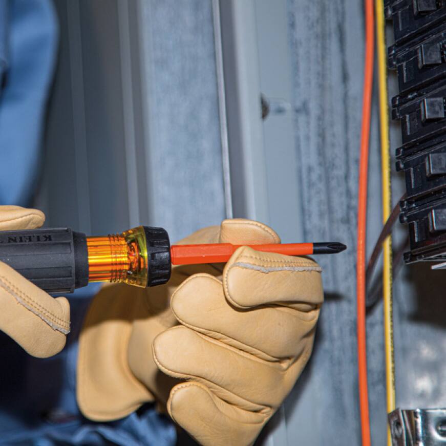 Klein Tools 2-in-1 Insulated Flip-Blade Screwdriver, #1 Square, #2 ...