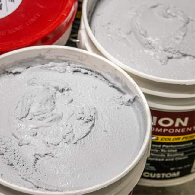 Custom Building Products Fusion Pro #640 Arctic White 1 gal. Single ...