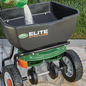 Scotts Turf Builder Plan for Small Northern Lawns with Halts, Weed ...